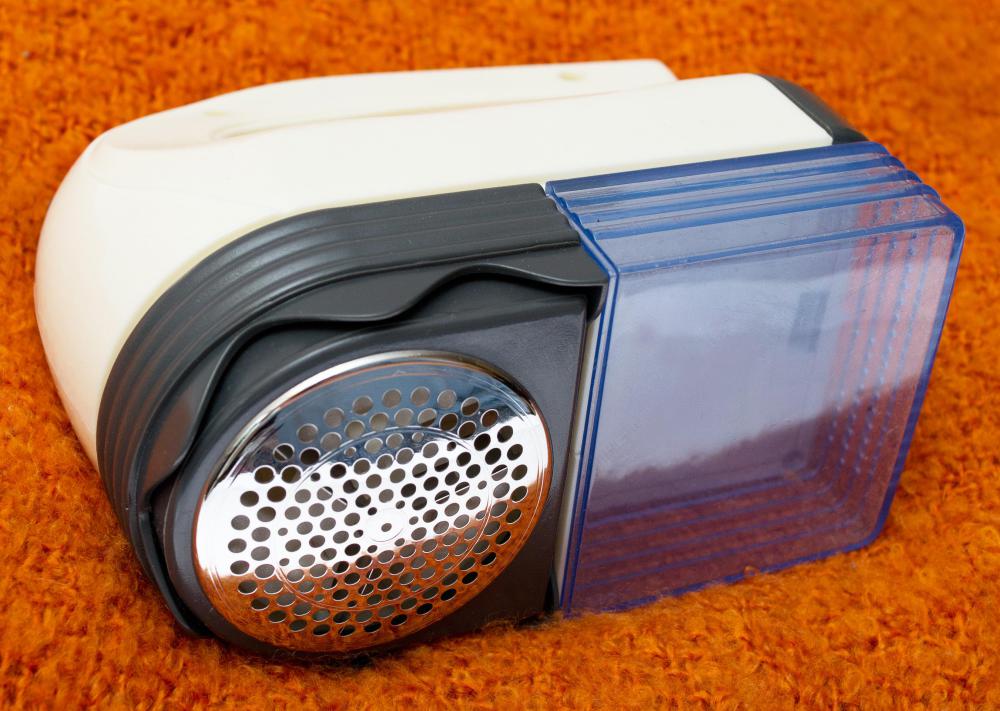 What Causes Fabric Pilling? (with pictures)