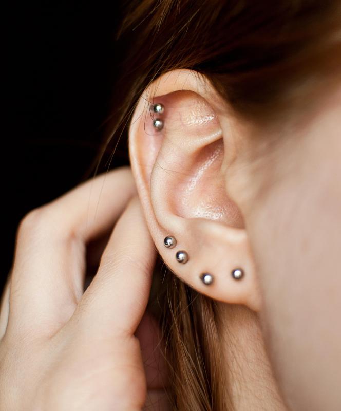 What is Ear Gauging? (with pictures)