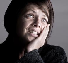 What Is a String Face Lift? (with pictures)