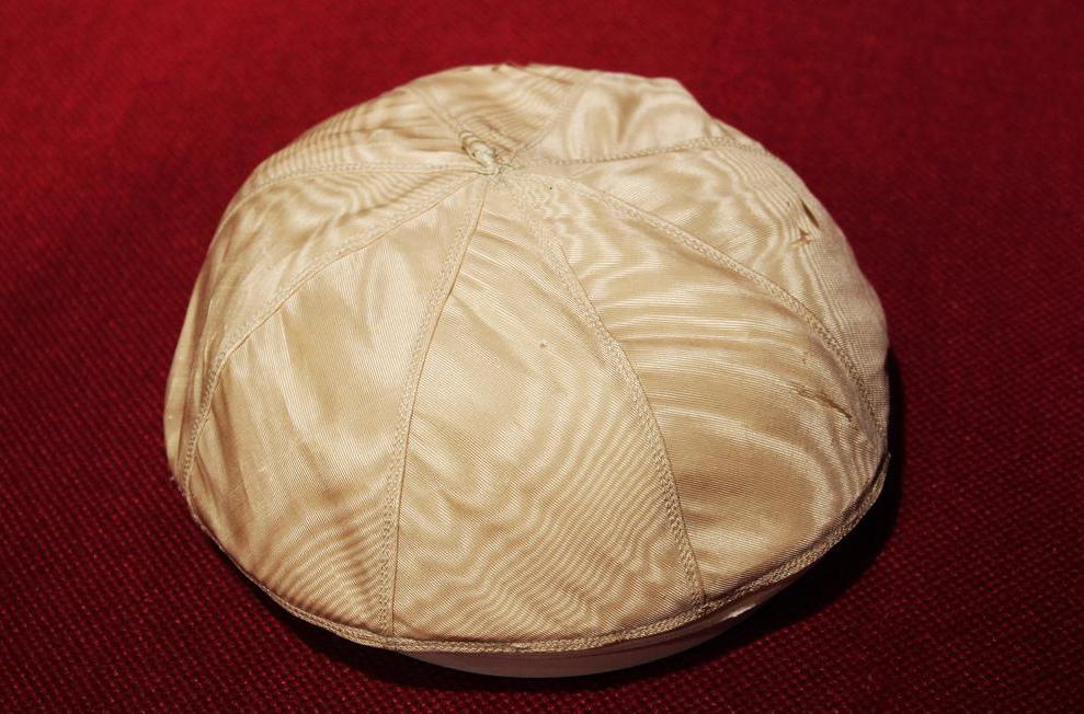 What is a Zucchetto? (with pictures)