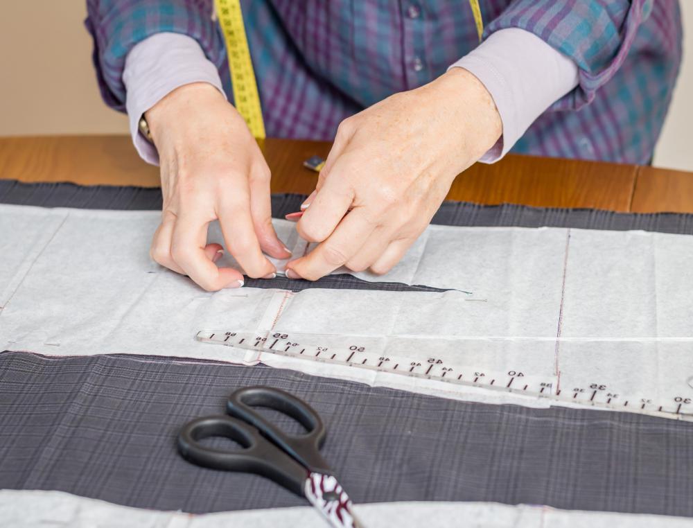 What are the Different Types of Smocking Patterns?